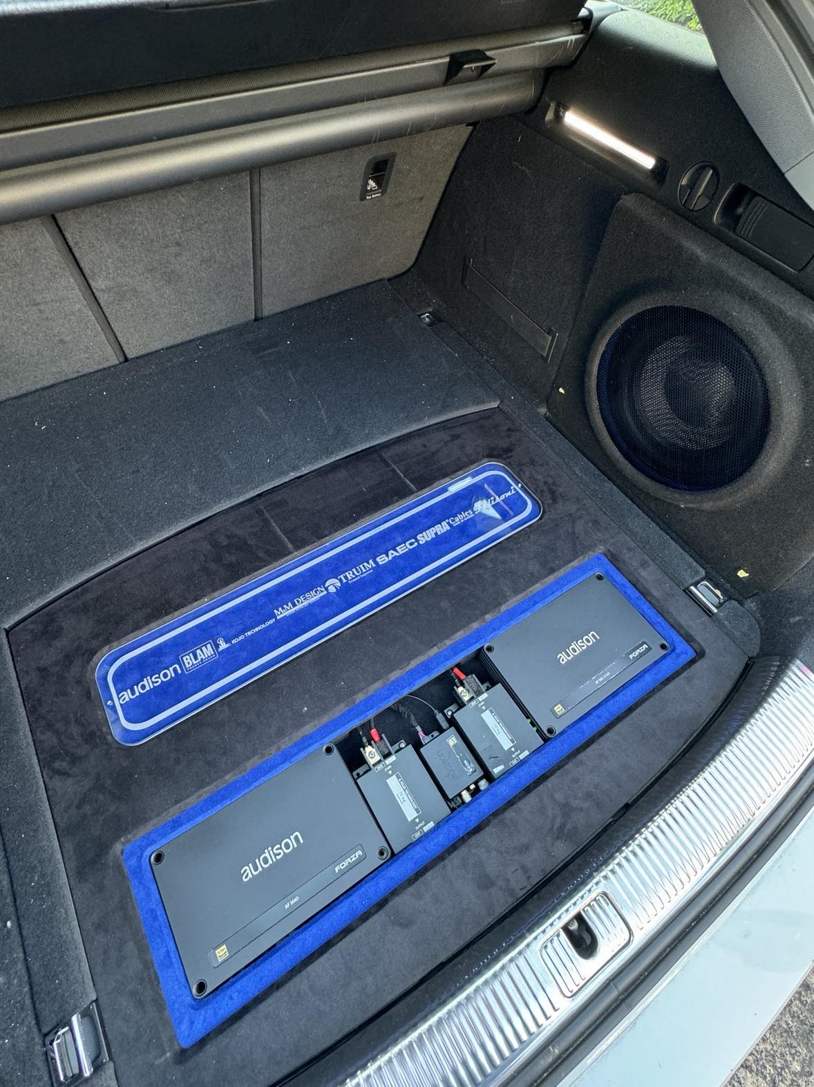 BLAMより待望のSignatureシリーズのサブウーファーが発売になりました! – TRUIM BLOG